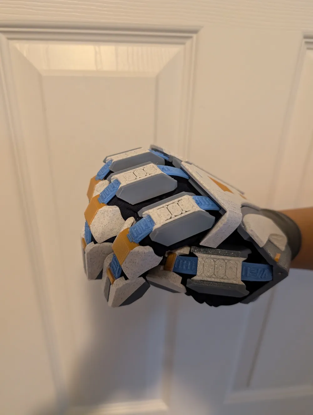 Flexible Exoskeleton Hand – Wearable Hand Armor - Free 3D Print Model ...
