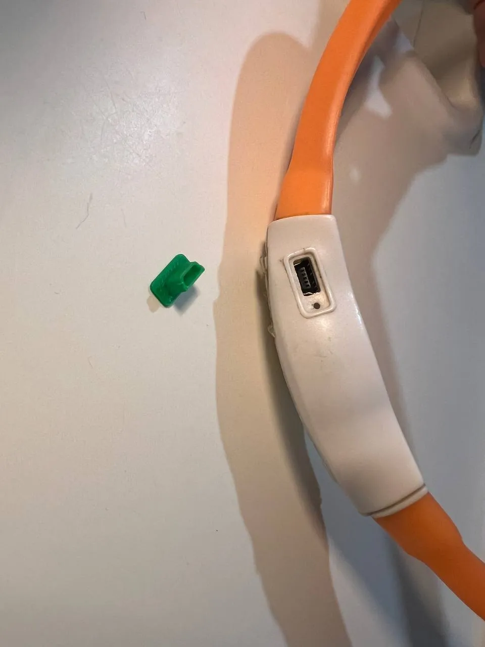 USB Mini Dust Cap by oxi_10MakerWorld: Download Free 3D Models
