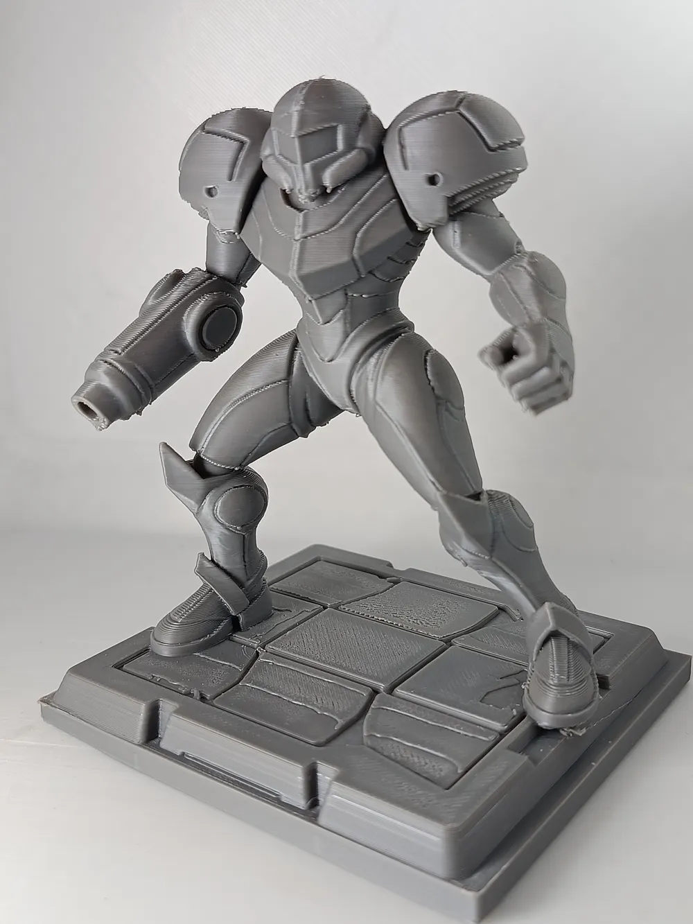 Samus Aran Metroid figurine combat - Free 3D Print Model - MakerWorld