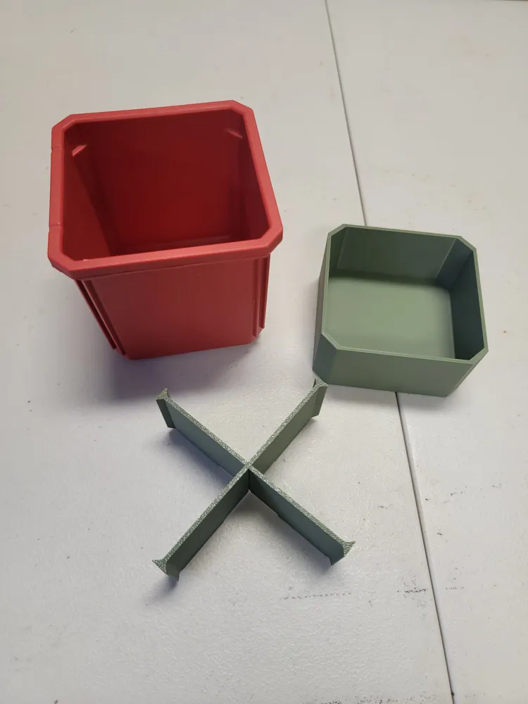 Divider and Bins for Deep Square Packout Bins by CecDus - MakerWorld
