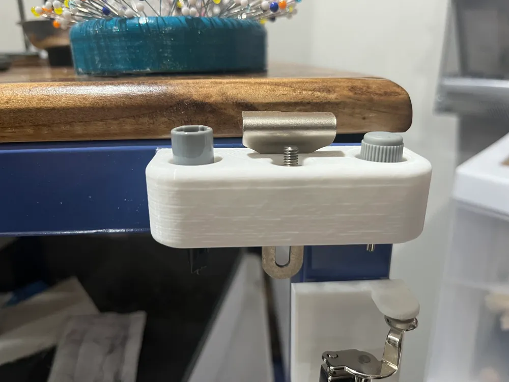 Bernina Screwdriver and Seam Guide Holder by DebClutter - MakerWorld