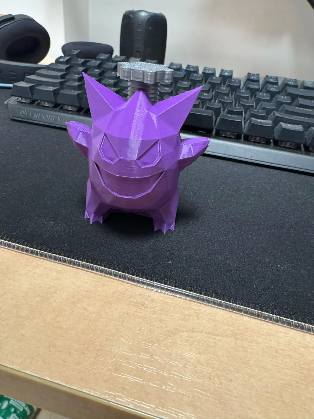 Suporte de GPU - Gengar Remixado por Artyta - Mundo do Criador