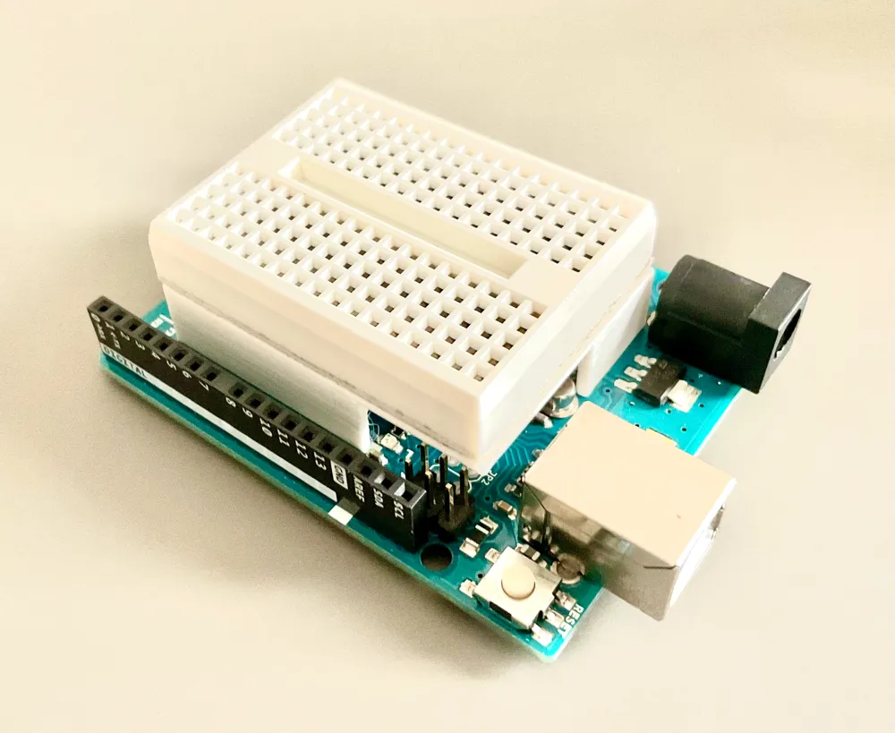 Mini Breadboard holder for Arduino Uno - Free 3D Print Model - MakerWorld