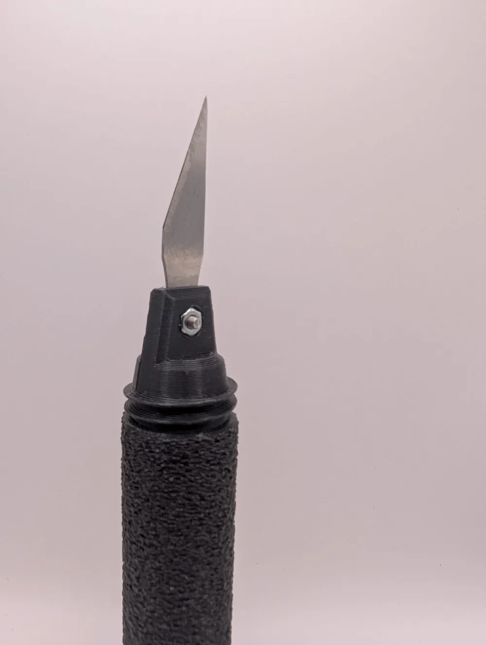 Fuzzy Scalpel with storage space by 3D Druck Junkie MakerWorld ...