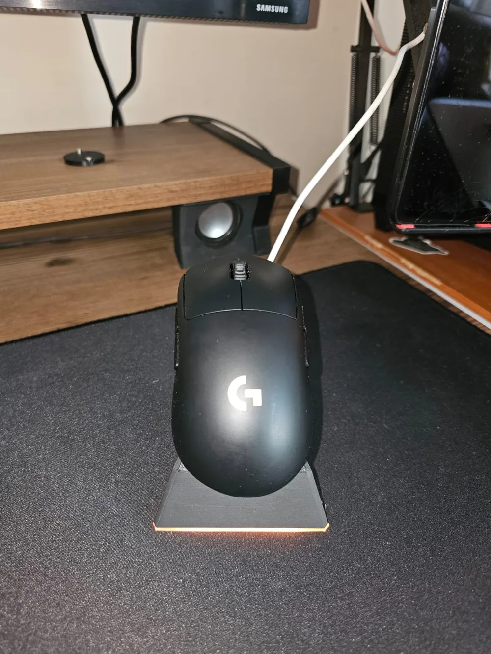 Logitech g pro wireless stand - Free 3D Print Model - MakerWorld