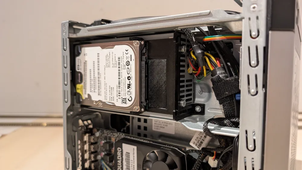 HP Microserver Gen8 SSD power supply mount by bastian123f - MakerWorld