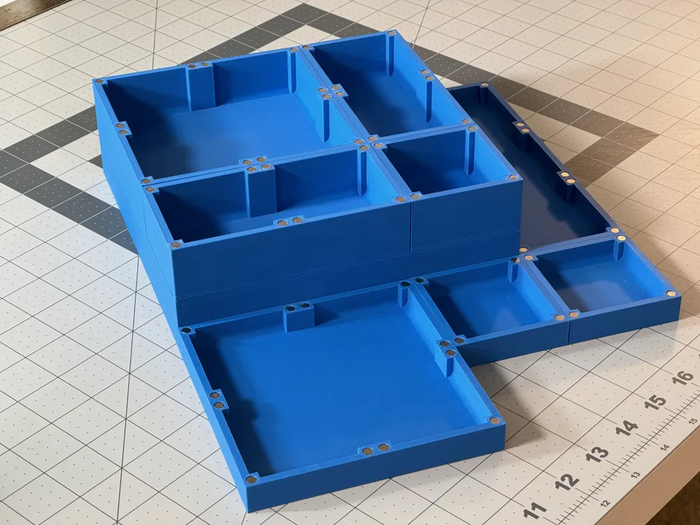 Modular LEGO Tray (16x16x8 studs) by FaumeBuilds - MakerWorld