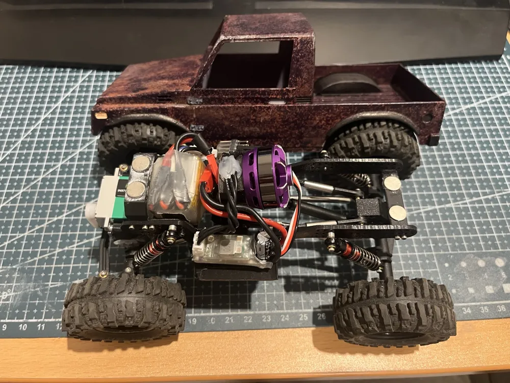 SCX24 'LWB' Suzuki Samurai - Free 3D Print Model - MakerWorld
