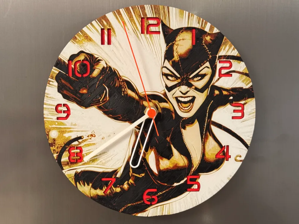 wall / desk clock catwoman by cP3D - MakerWorld