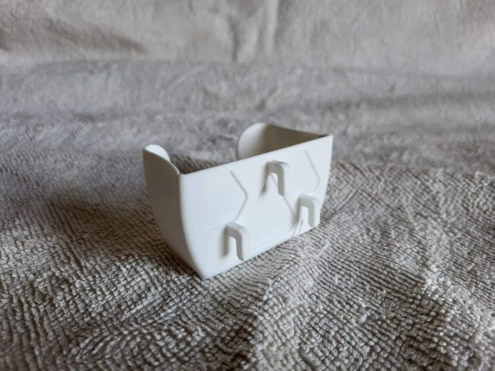 Skadis Mouse Mount (HP 435 Wireless) - Free 3D Print Model - MakerWorld