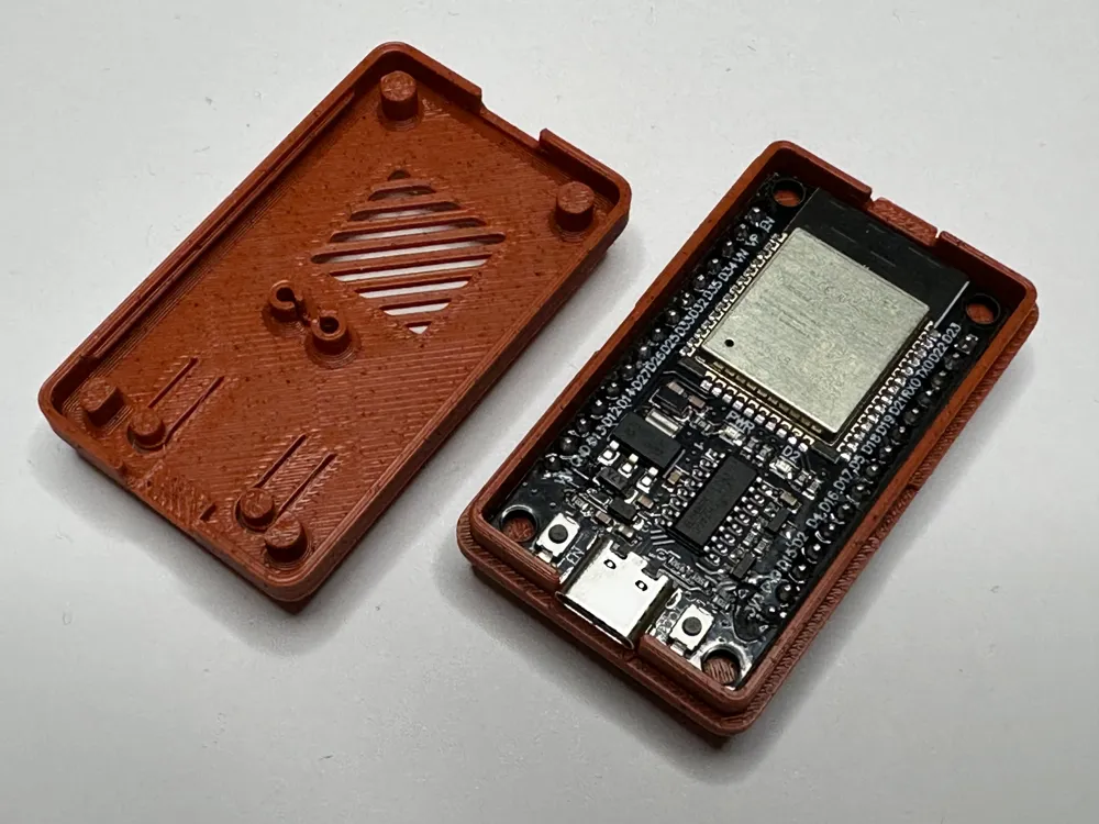 ESP-WROOM-32 CH340 USB-C Cases by i-BoxIt MakerWorld: Download Free 3D ...