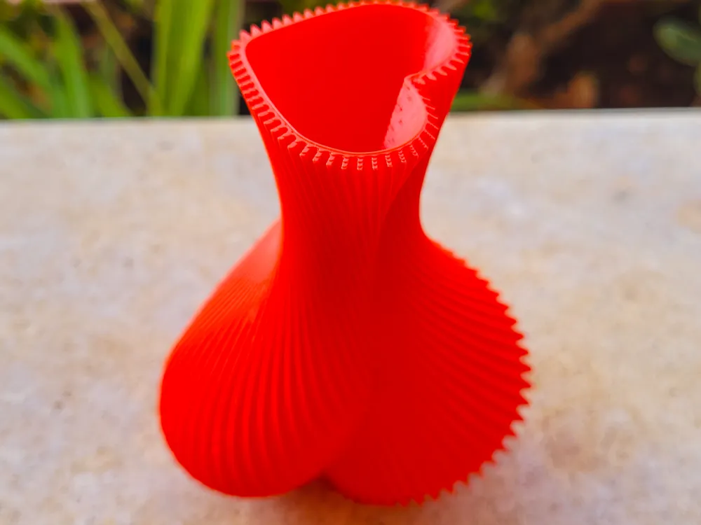 Heart Love Bloom Vase by 3D MeshMaster - MakerWorld