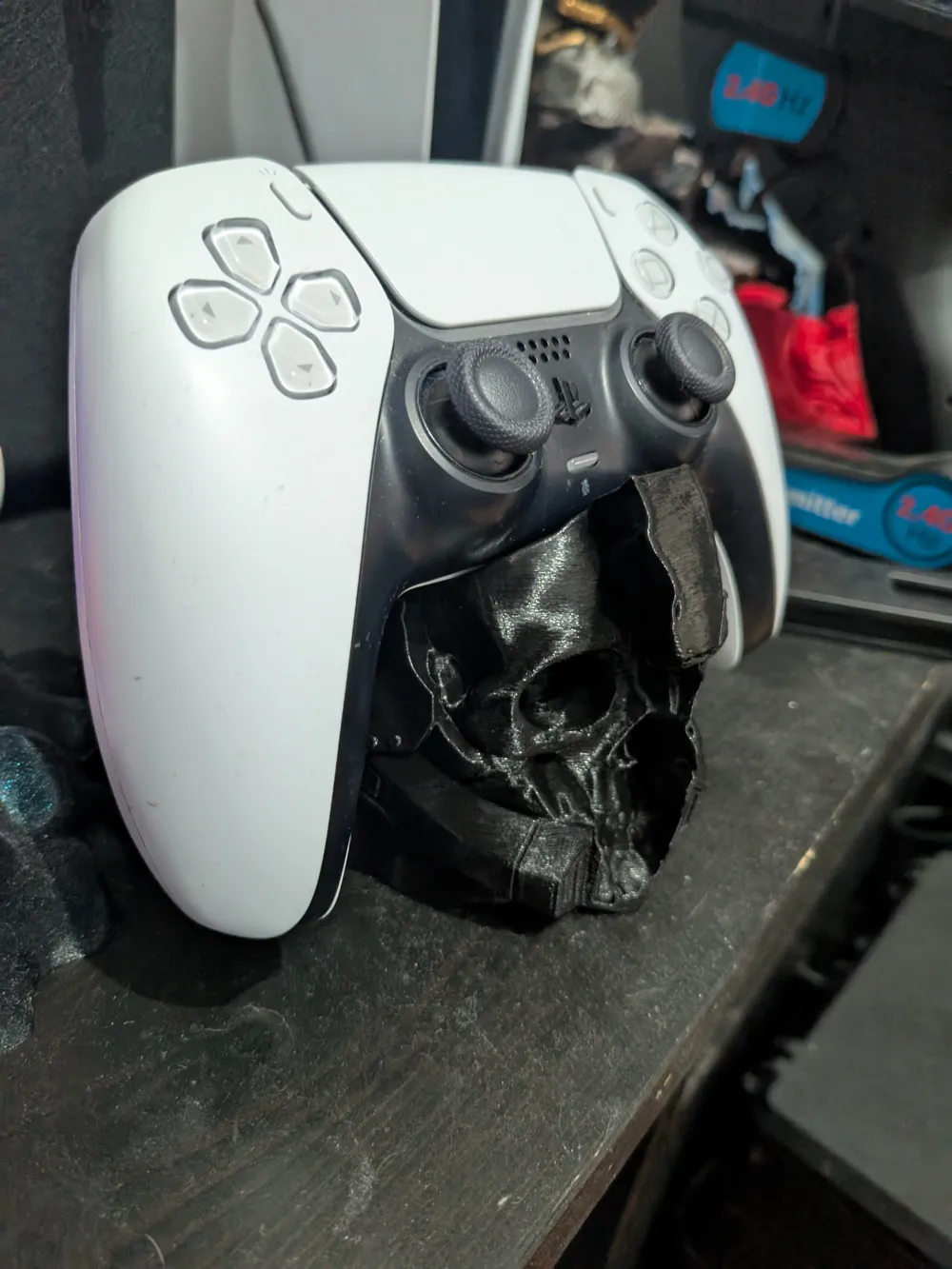 Helldiver helmet skull controller stand by Toby3D MakerWorld: Download ...