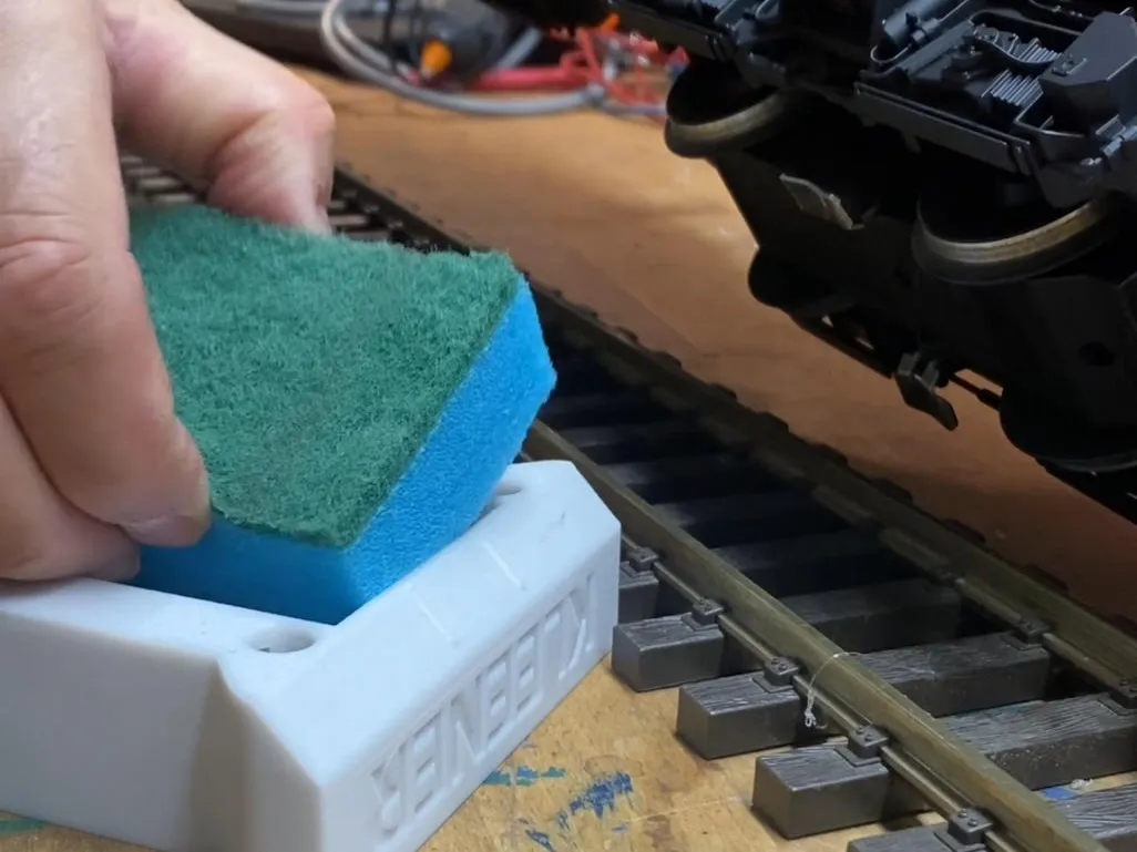 Track Cleaner for G Gauge / Gauge 1 Locomotives - Free 3D Print Model ...