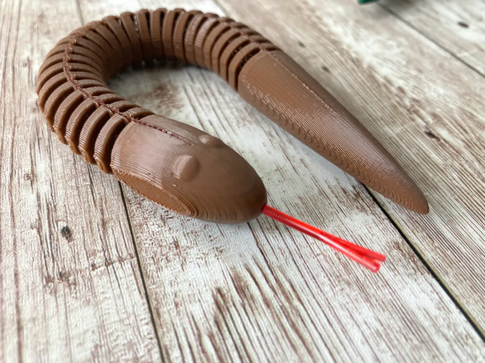 Articulated Wiggle Snake Toy with Tulle Spine by PenolopyBulnick ...