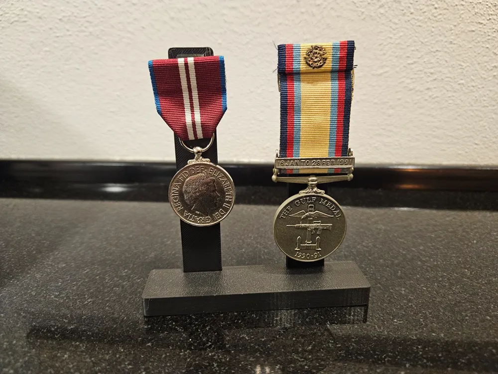 Simple Medal Holder by k3ldar MakerWorld: Download Free 3D Models