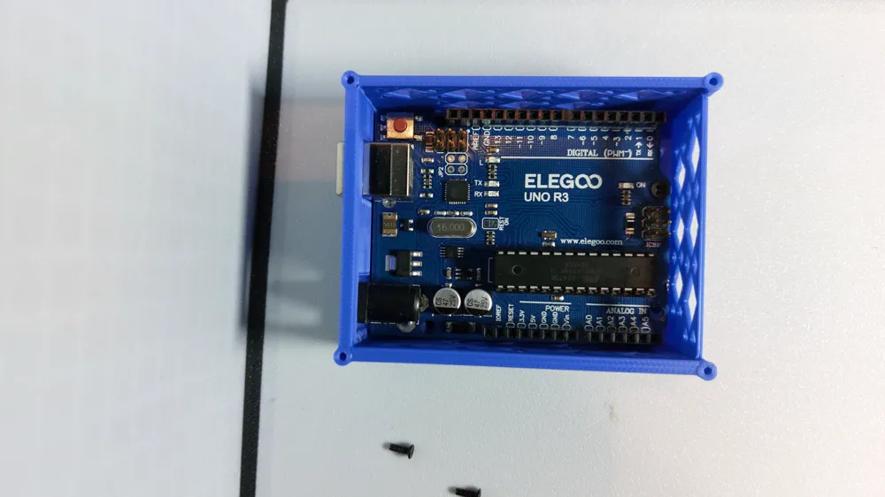 Enclosure for Arduino Uno R3 & 0.96" OLED Display - Free 3D Print Model ...