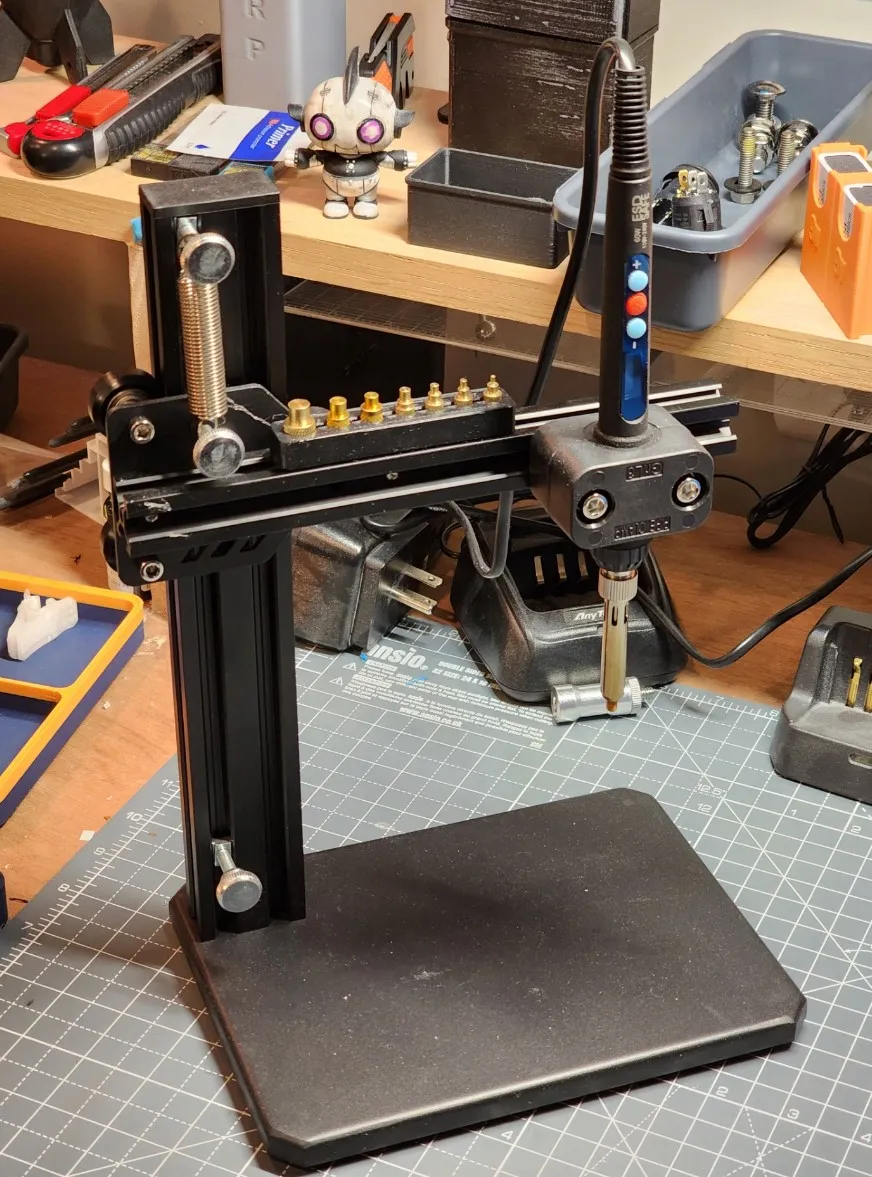 Threaded Insert Press - Inserts Holder by jdireen - MakerWorld