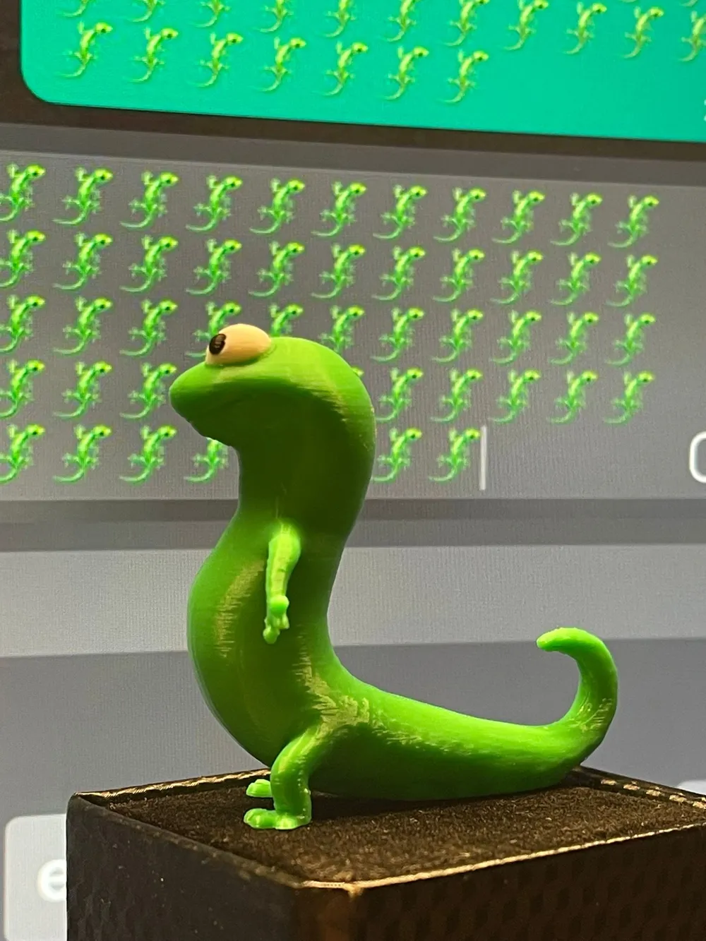 Tom Lizard from Hoppers by Disney-Pixar - Free 3D Print Model - MakerWorld