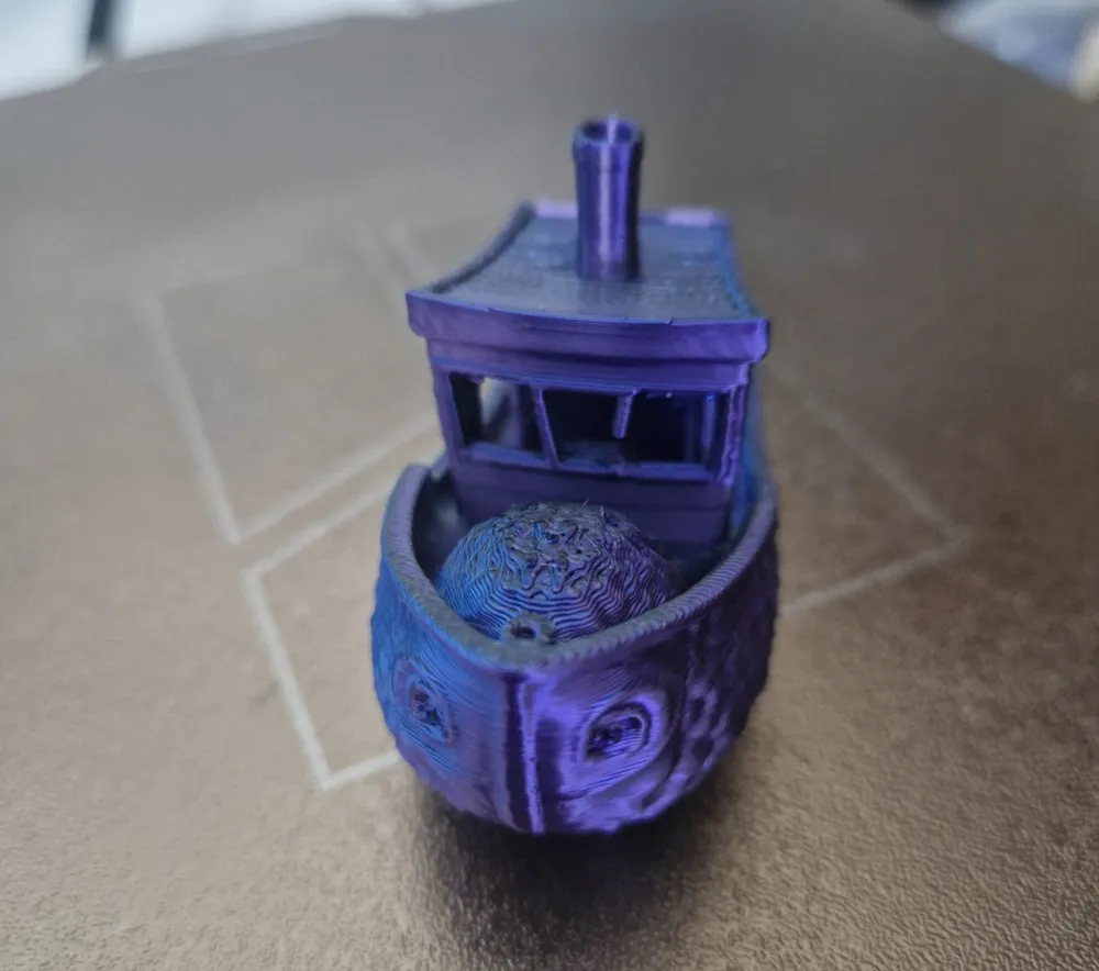 fish-shaped boat with scales by clara - MakerWorld