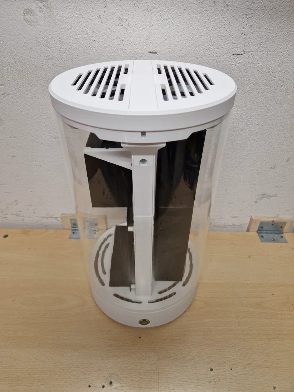 ESS1 - 3d printed cylindrical Mini ITX case - Free 3D Print Model ...