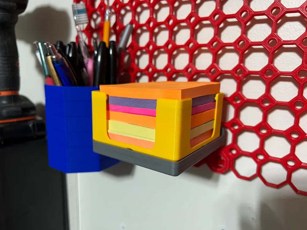 Multiboard Mounted 2x2 Gridfinity Baseplate Remixed by Daboo Designs ...