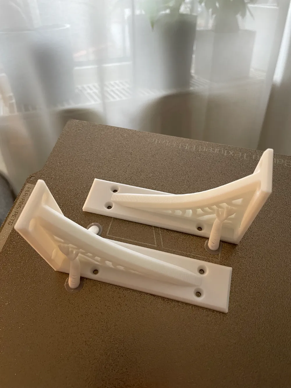 Quick-Print Shelf Bracket – Strong & Useful by dilucidus - MakerWorld