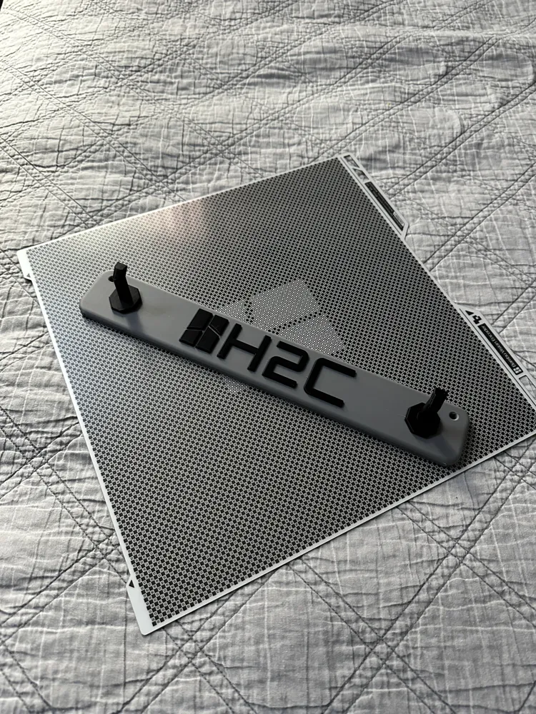 Bambu Lab H2C Build Plate Holder - Free 3D Print Model - MakerWorld