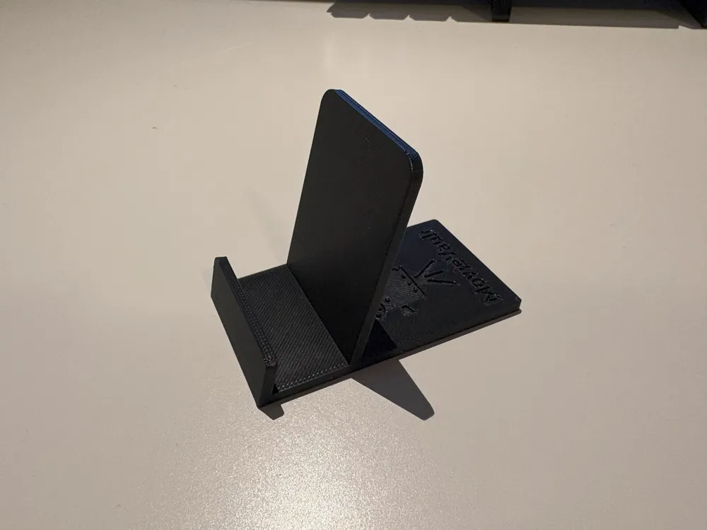 Blu-Ray, DVD and Tablet/Smartphone Stand V3 - Free 3D Print Model ...