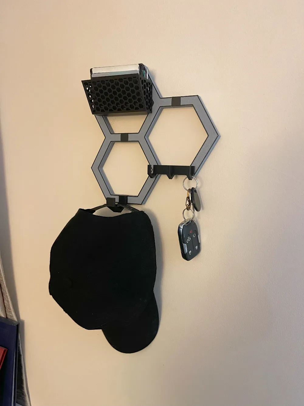 Modular wall rack by RandomKhaos - MakerWorld