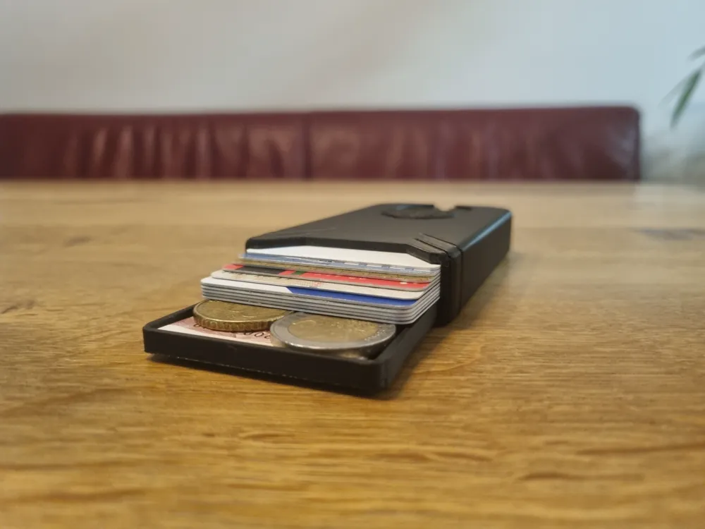 VI-Wallet Smart V2.5 - 8 Cards by Waßmer - Made by Mind - MakerWorld