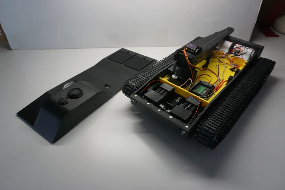 "Rhino" RC Armored Recovery Vehicle - Free 3D Print Model - MakerWorld