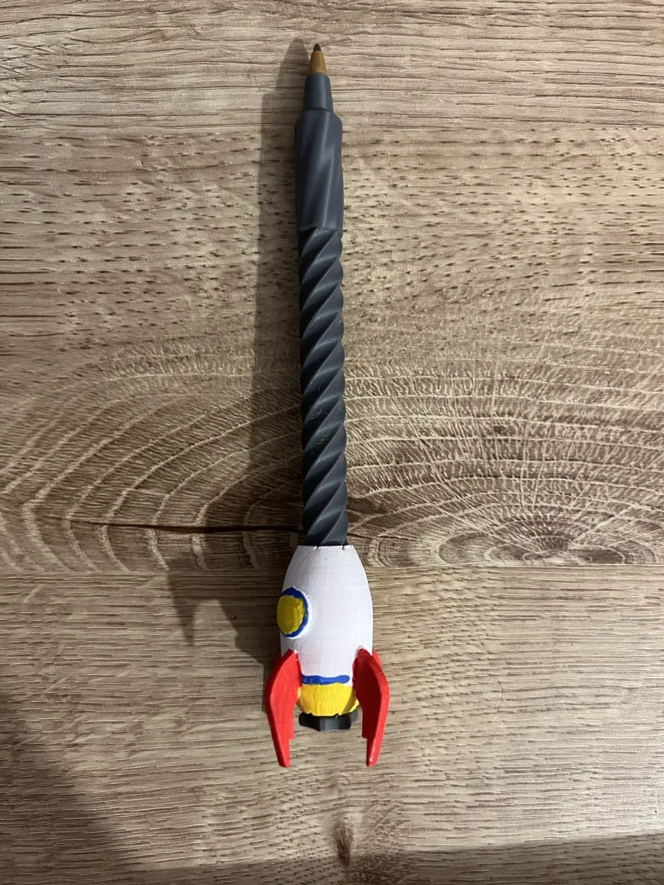 Spaceship Spiral Fidget Pen by xenos MakerWorld: Download Free 3D Models