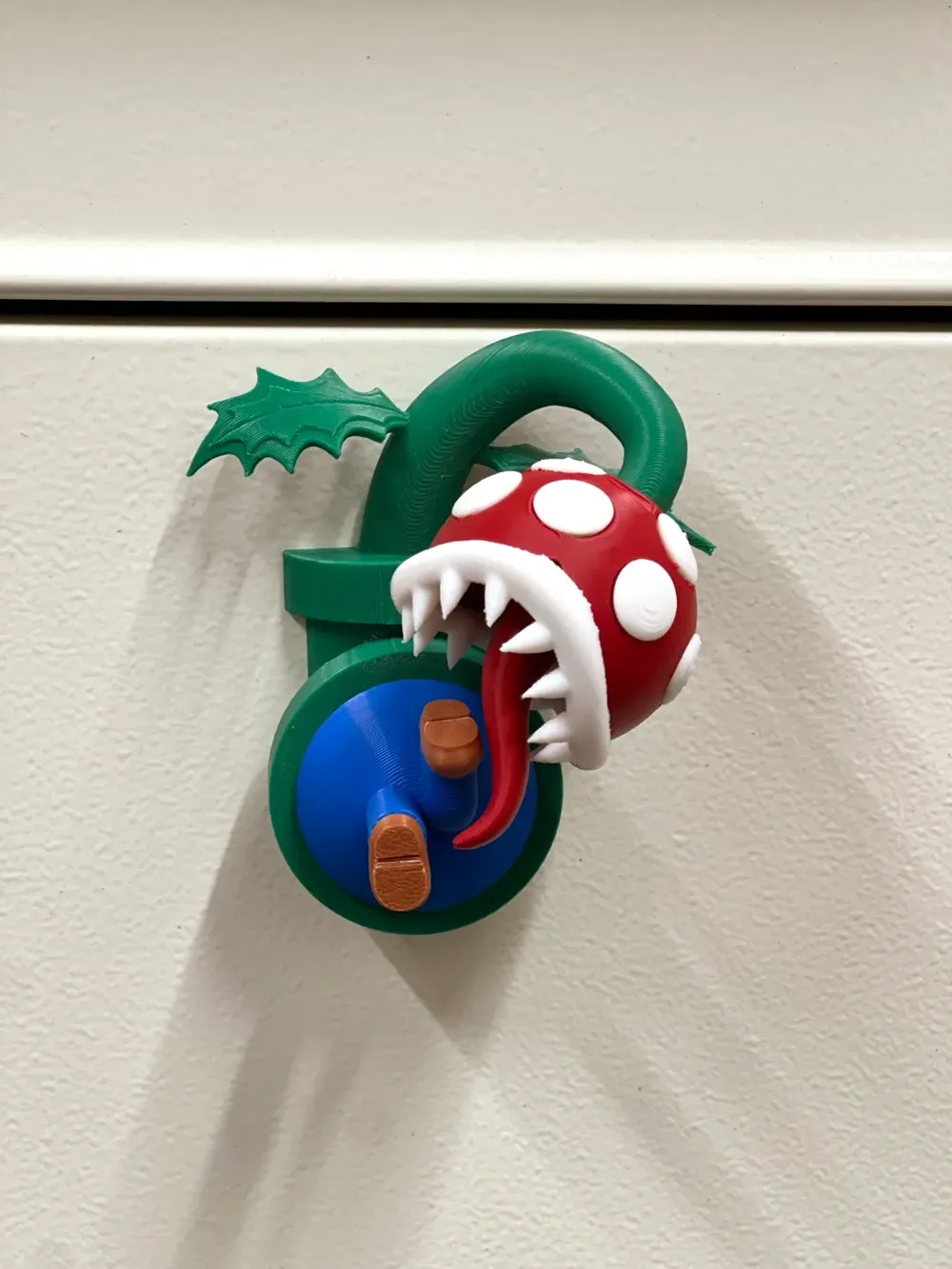 Mario/Venus Flytrap/Refrigerator Magnet/Multiple Versions and Colors ...