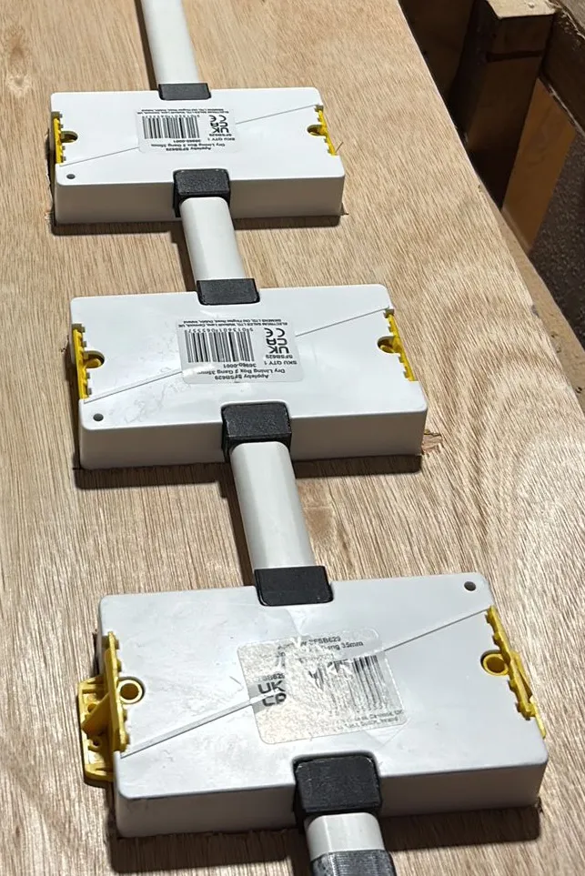 Connect 20mm Oval Trunking to Dry Lining Box - Free 3D Print Model ...