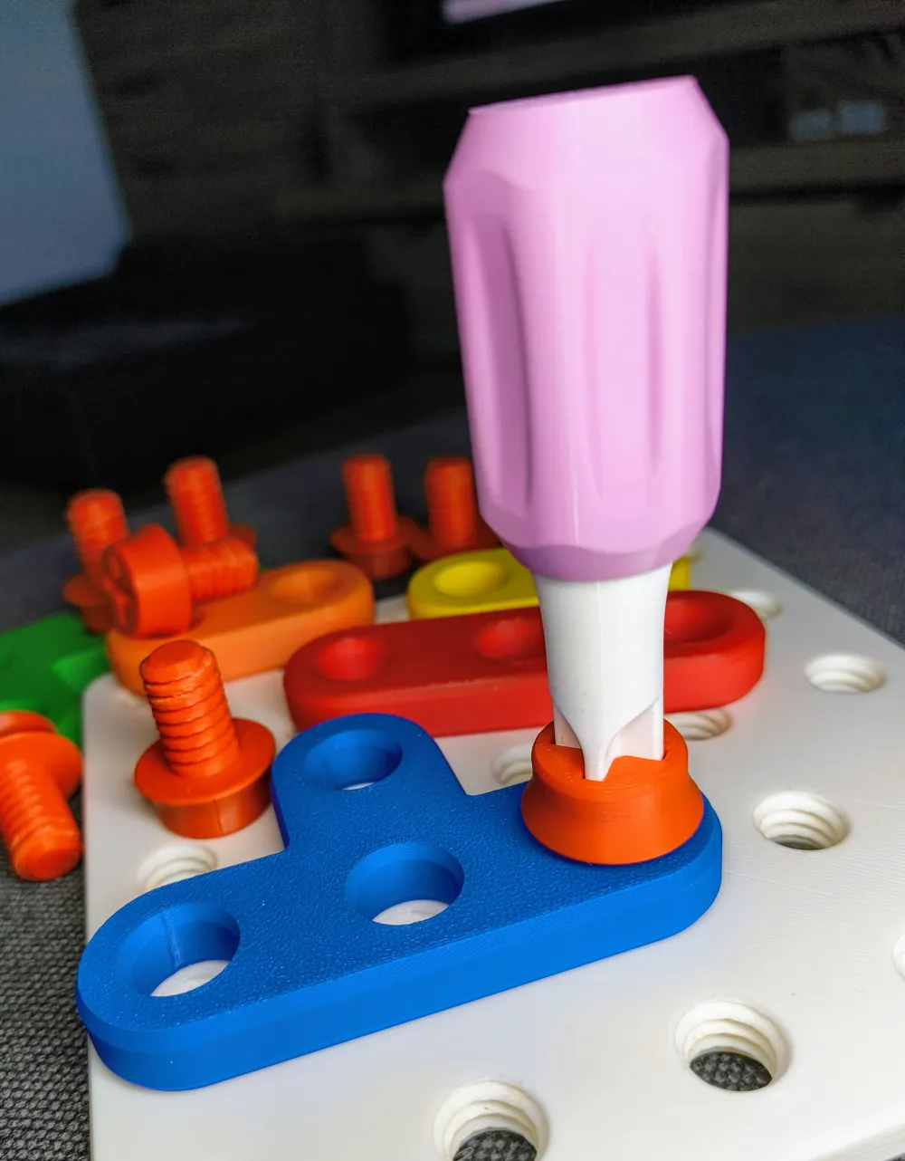 Creative Screw Puzzle - Free 3D Print Model - MakerWorld