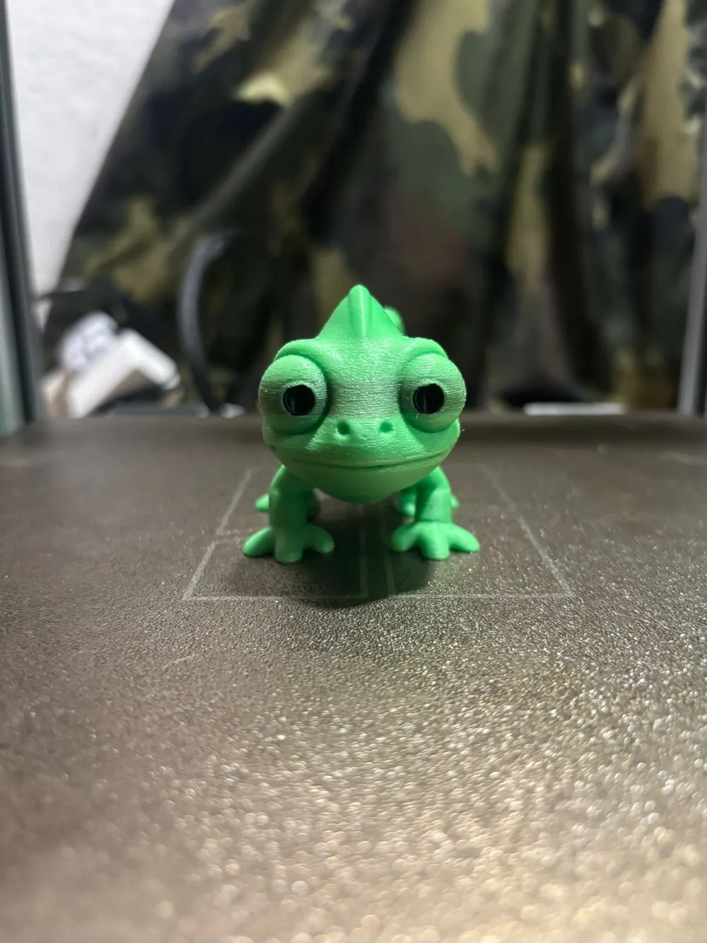 Mini Chameleon Cute - Pascal Rapunzel - Free 3D Print Model - MakerWorld