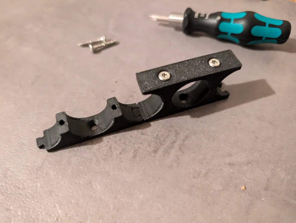 Cable organizer (for 20mm cable conduit) by jro4891 - MakerWorld
