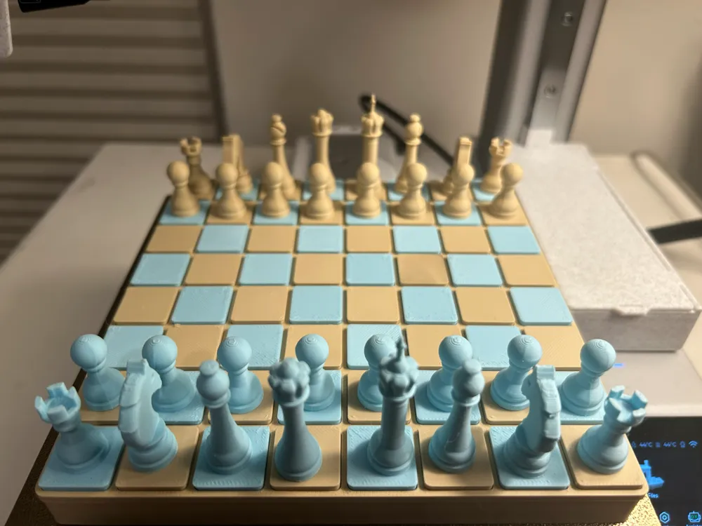 Chess Set - Battle of Sand and Sea by Rudy Masia - MakerWorld