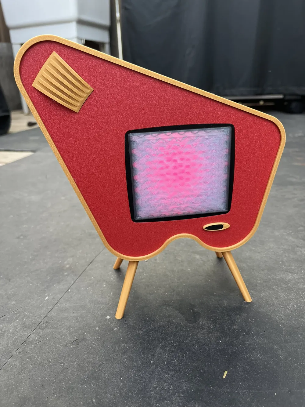 Atomic Retro Console Television by Zzz3DSelkirk MakerWorld: Download ...