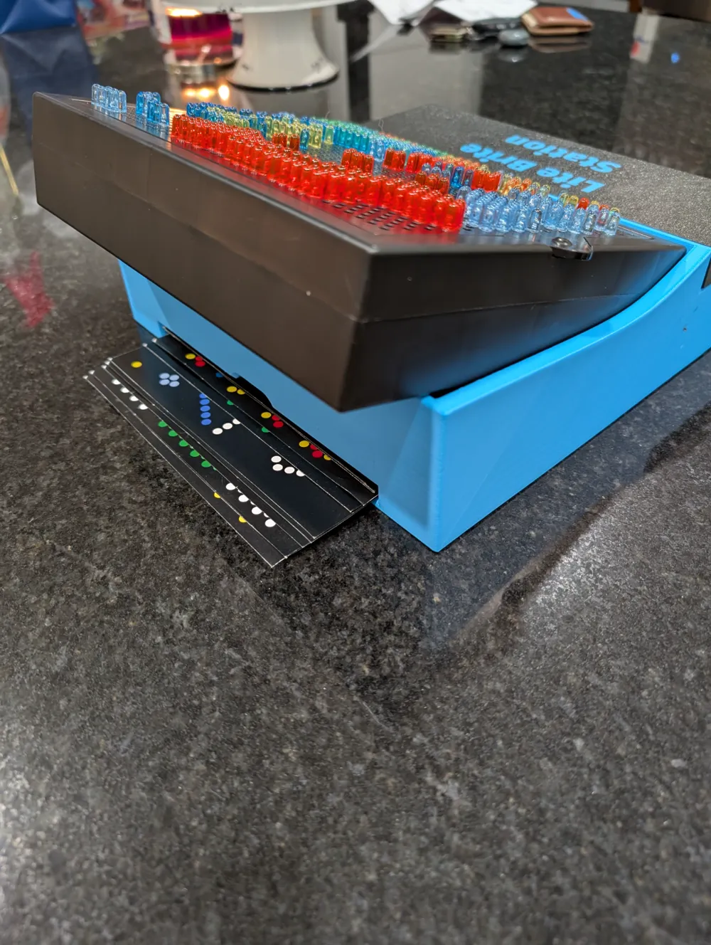Lite-Brite Station by perryusaf - MakerWorld