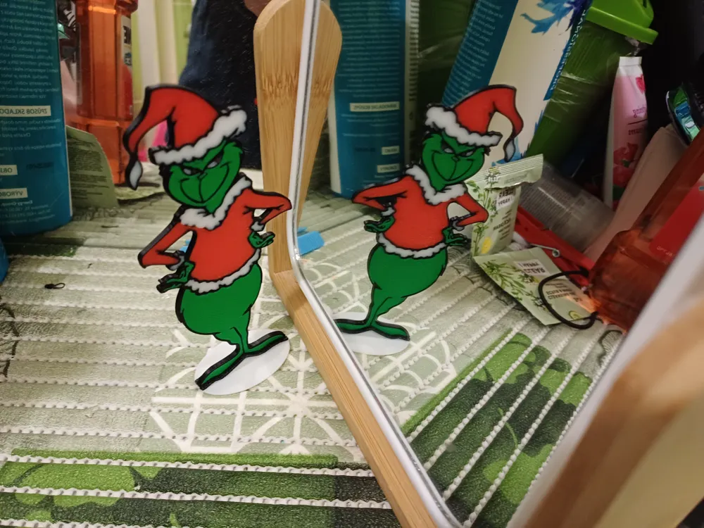 Grinch - with stand - Free 3D Print Model - MakerWorld