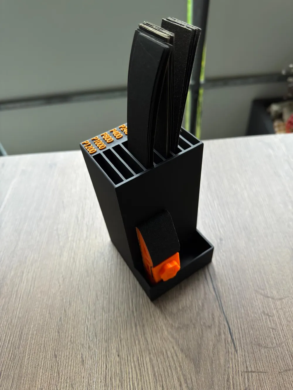 Mini Sandpaper Dispenser - Free 3D Print Model - MakerWorld