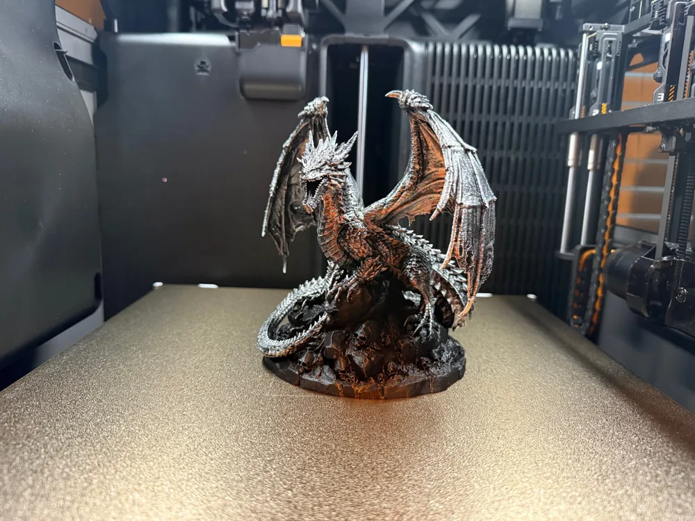 Dragon Sentinel Sculpture-Single Color - Free 3D Print Model - MakerWorld