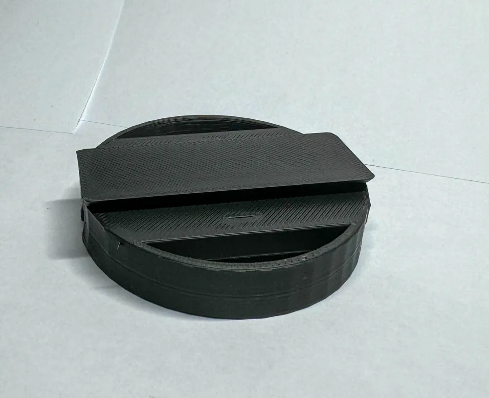 Magsafe removable wall mount by Cloakey - MakerWorld