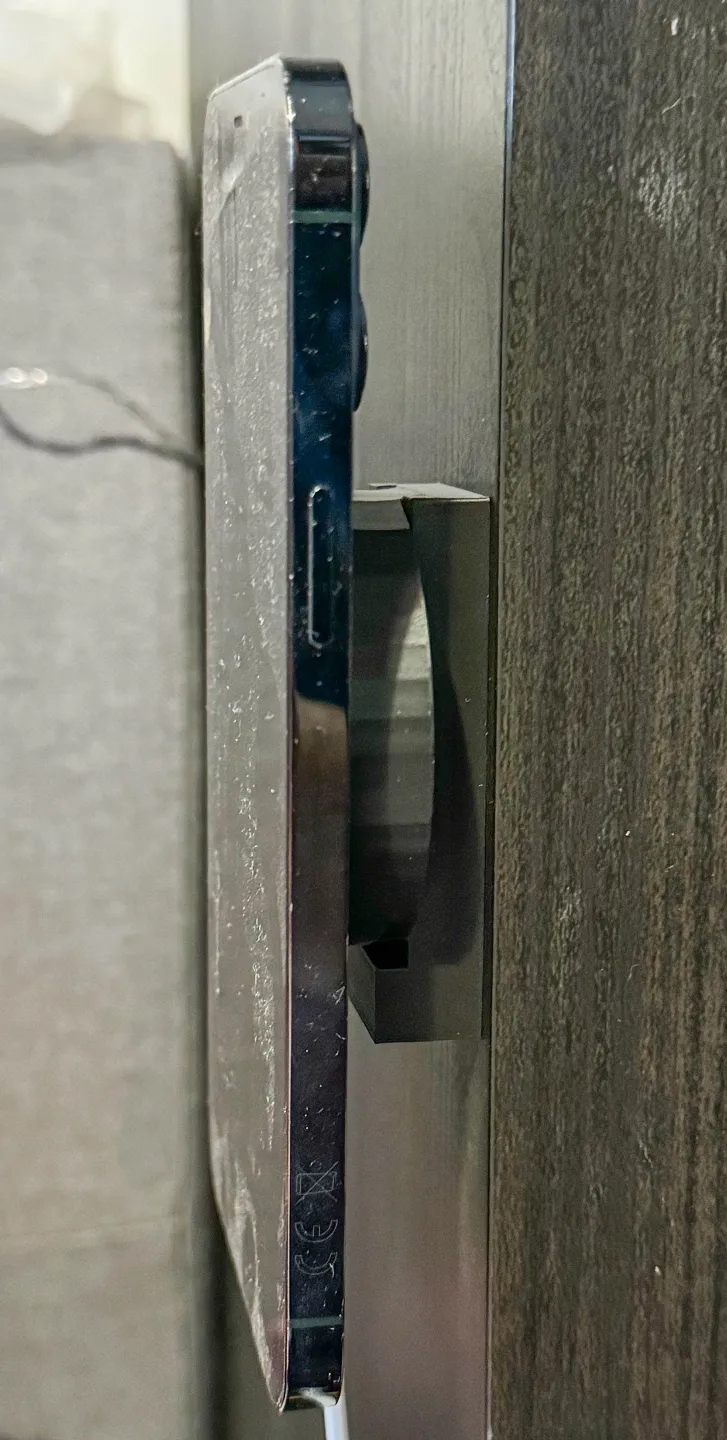 Magsafe removable wall mount - Free 3D Print Model - MakerWorld