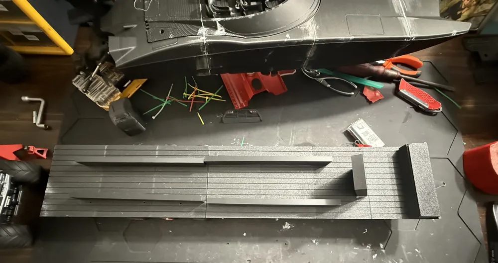 Catamaran RC Boat trailer - Free 3D Print Model - MakerWorld