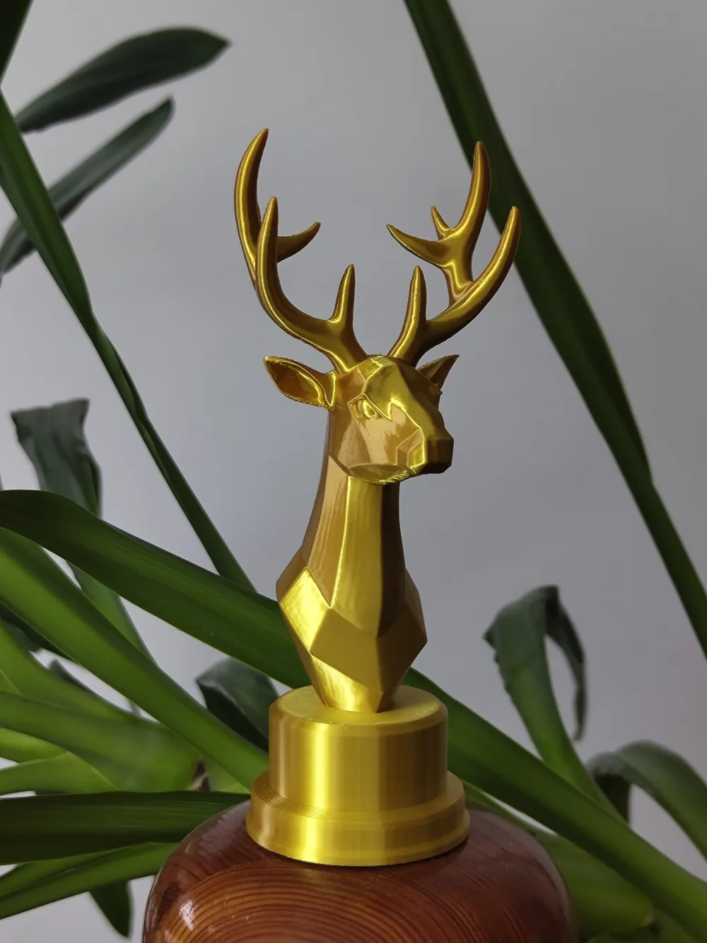 Deer Trophy - Stag Cup - Free 3D Print Model - MakerWorld