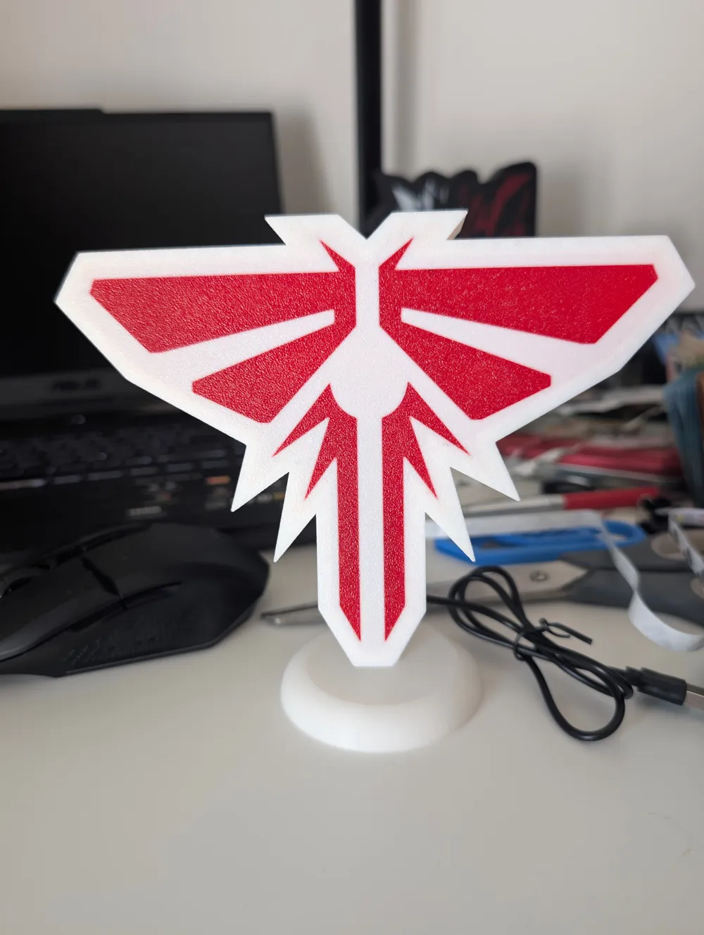 Logo Lamp/Stand The Last of Us (TLOU) by portaportense MakerWorld ...