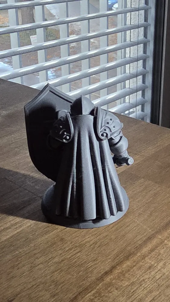 Kneeling Paladin | Hammer & Shield Statue - Free 3D Print Model ...